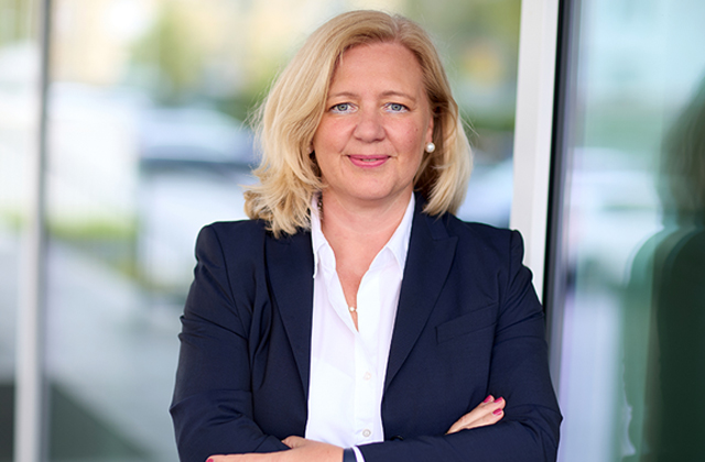 Sabine Buschmann mit fliegendem Wechsel zu Albatros - dpn